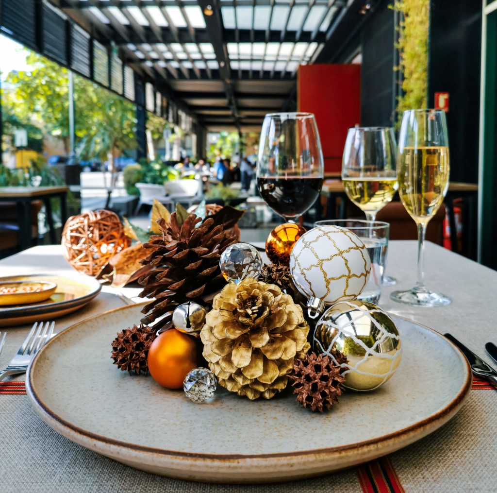 Celebra Navidad y Año Nuevo en The Ritz-Carlton - Revista Velvet