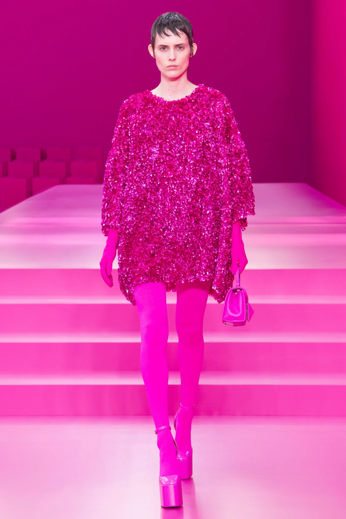 Esta es la razón por la que Valentino hizo su colección y desfile solo ...