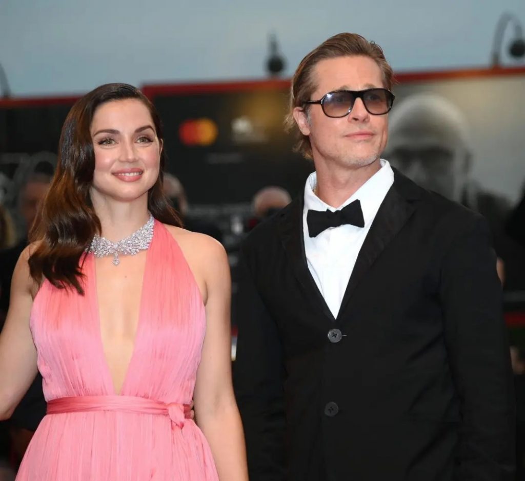 Ana de Armas (y Brad Pitt) deslumbran en Venecia y “Blonde” despierta ...