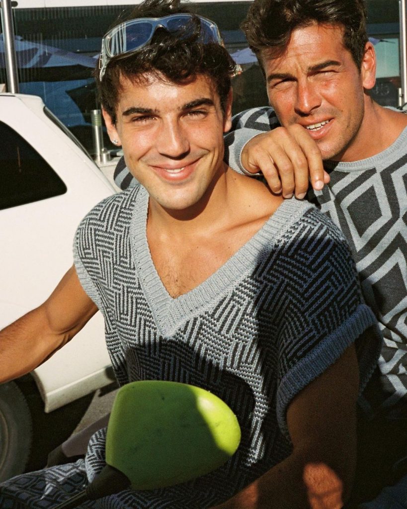 Mario Casas y su hermano Óscar vuelven juntos a la pantalla grande ...