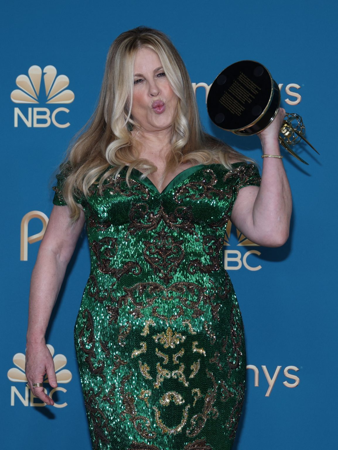 La revancha de Jennifer Coolidge: de ser la eterna rara secundaria a la ...