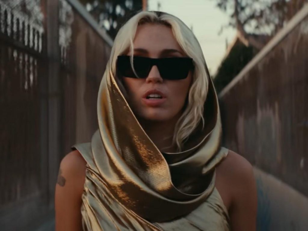 No solo Shakira: ¿Ya escuchaste “Flowers”? La canción de desamor de ...