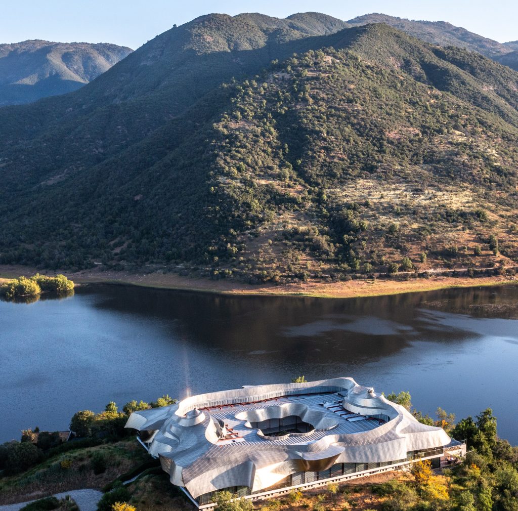 VIK: Una experiencia enoturística única en Chile - Revista Velvet