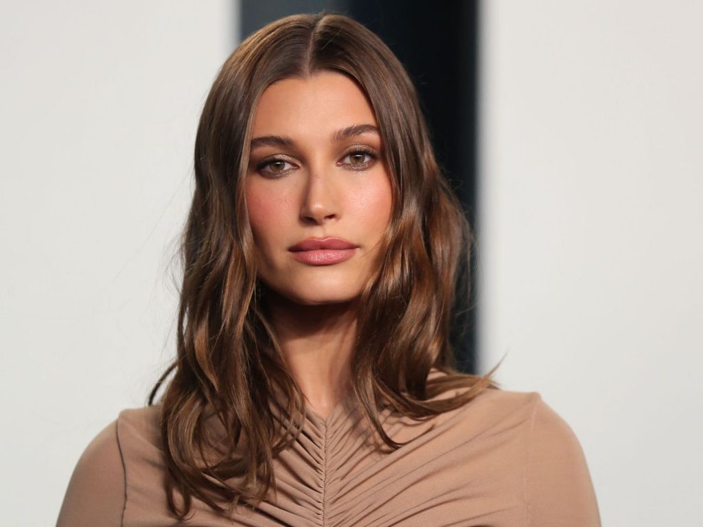 La curiosa técnica de Hailey Bieber para calmar la ansiedad