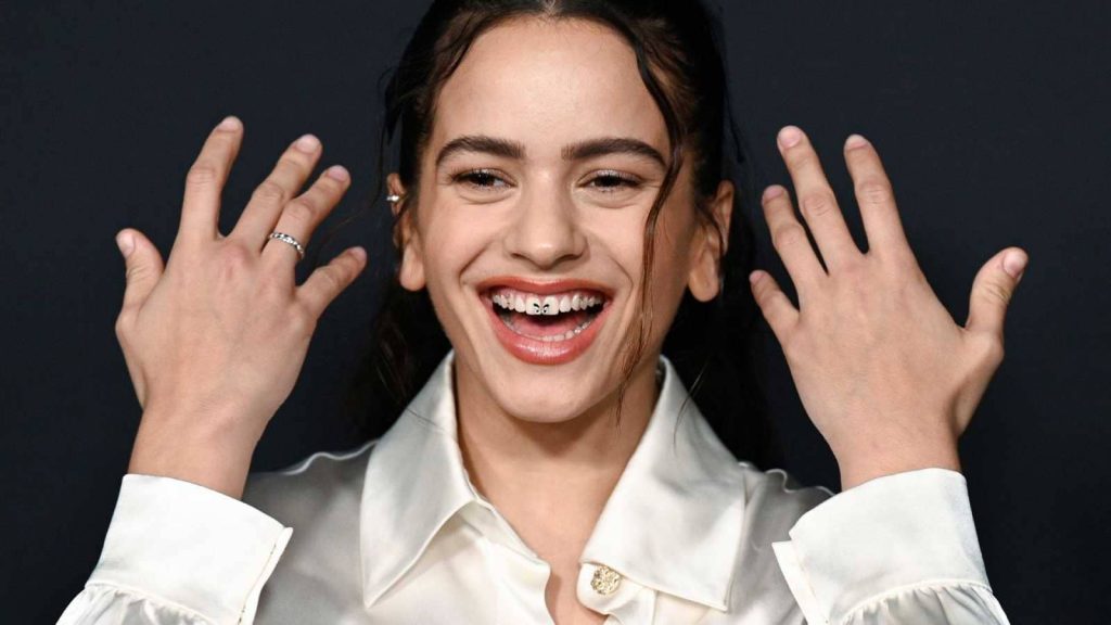 Jeremy Allen White y Rosalía se lucen juntos en Nueva York