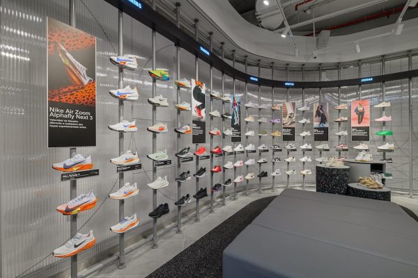 Llegó a Chile la primera tienda Nike Rise - Revista Velvet